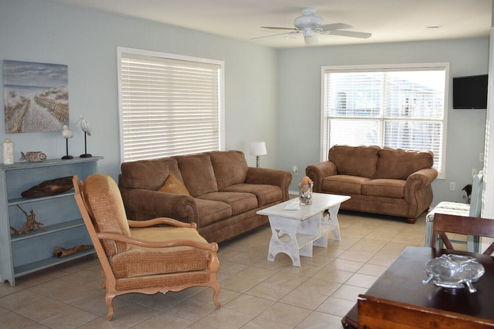 Seaclusion Beach View Cottage, Pet Friendly - Alabama