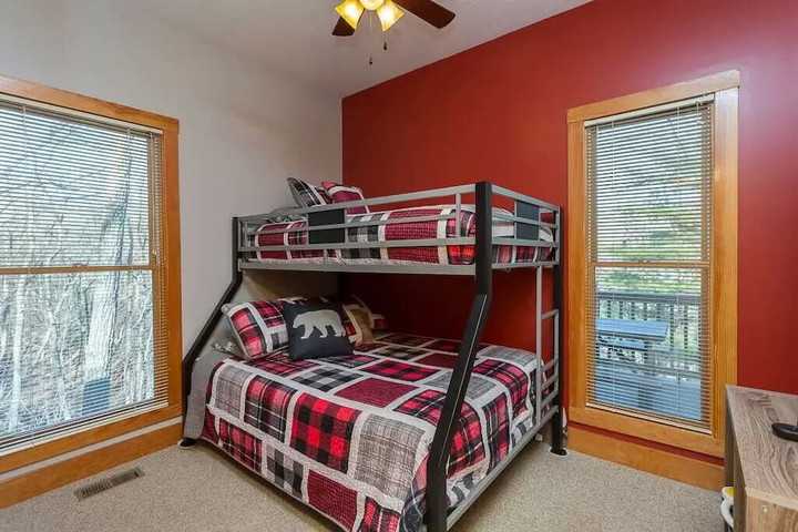 Unique Massanutten Lodge, Hot Tub, Game Room W/foosball And Gorgeous Views!! - Massanutten, VA