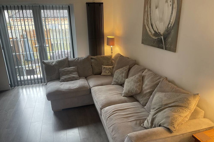 St Neots River Views 2-bed House With Garden - St Neots