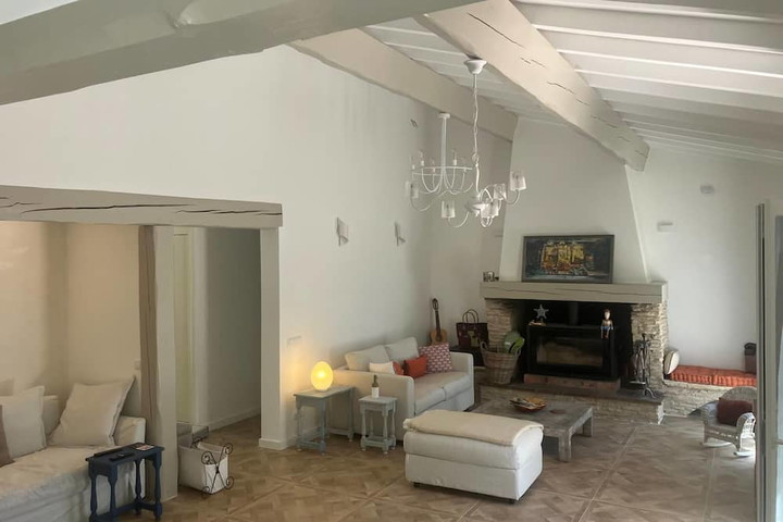 Maison "Détente" Sur 1, 5 Hectars Sous Colline Boisée, Avec éQuipements De Sport - Lauris
