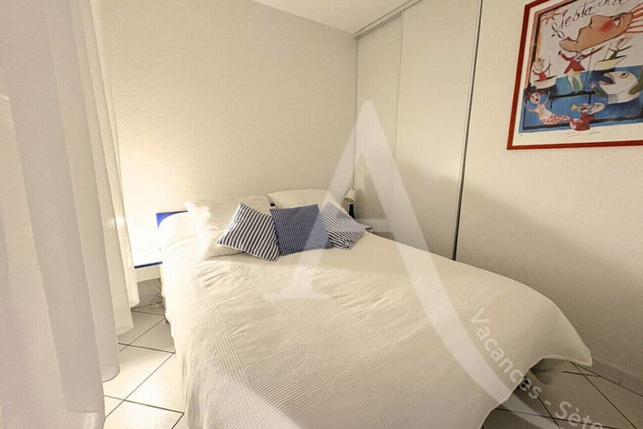 1 Chambre + Coin Nuit, Dernier Etage Avec Asc - Sète
