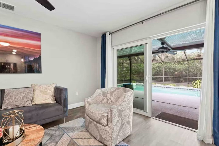 Heated Pool.  4-bedroom House. 6.9 Miles To Honeymoon Beach. - Palm Harbor