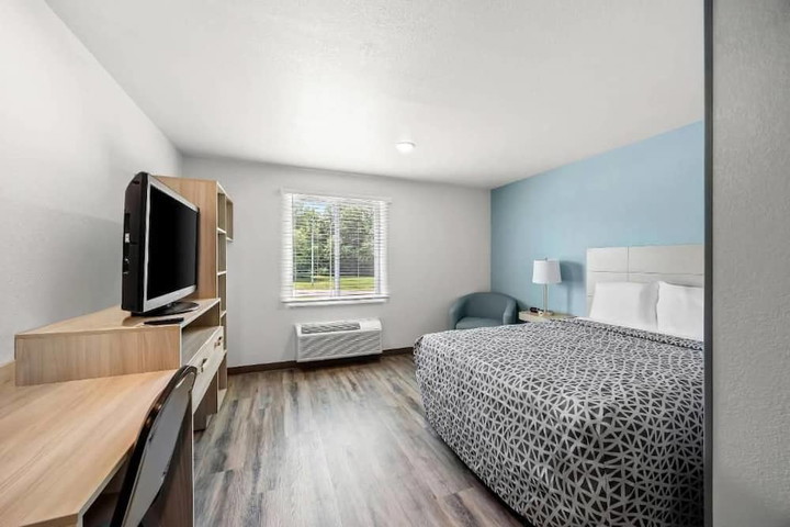 Single Queen Suite With Full Kitchen, Long Stays Welcome, Walk To Sportsplex - Jackson, TN