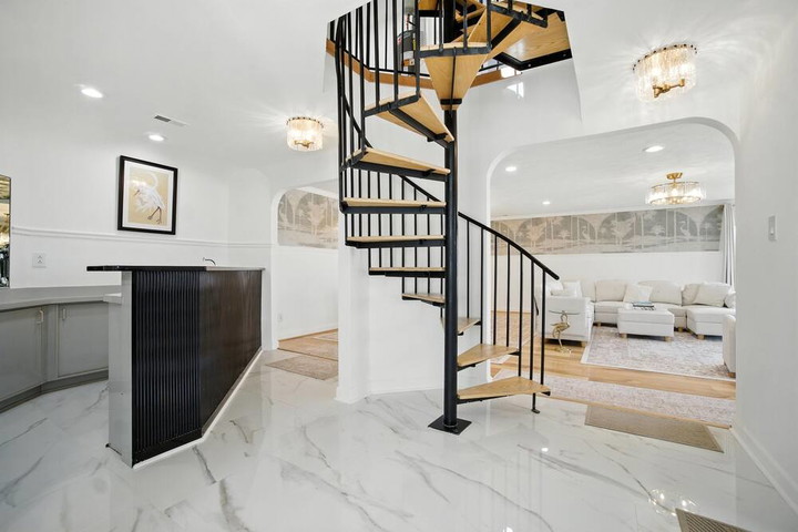 On Beach 5bd+7ba: Sauna|hottub|billards|fenceddeck - Norfolk, VA
