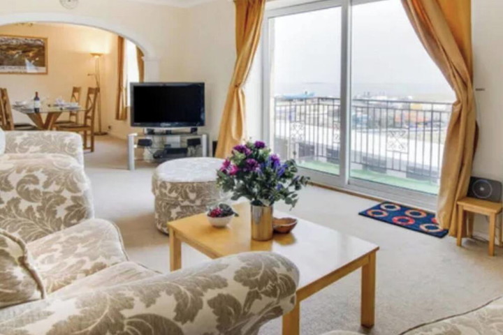 2bed Maisonette-sleeps 4-balcony, Sea Views, Wifi - Bamburgh