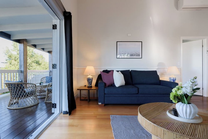 Elegant Beauty Point Home With Wifi & Fireplace - Tamar Valley