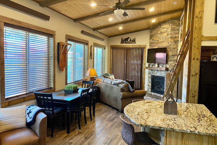 Spacious Mountain Chalet On Shuttle Route Min To Breckenridge - Dillon, CO
