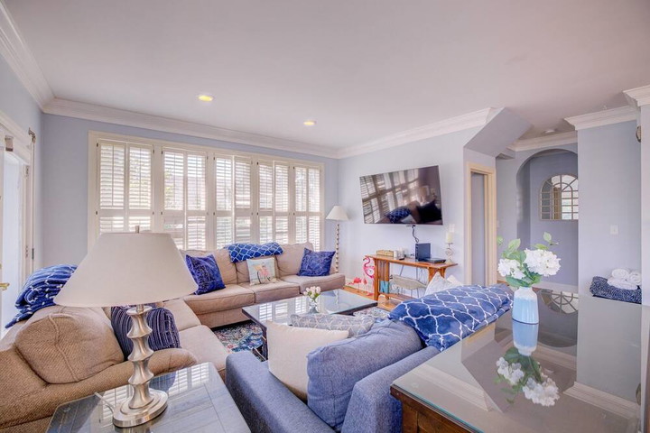Nantucket Charm | 280 Ft From The Beach | Private Pool - Virginia Beach, VA