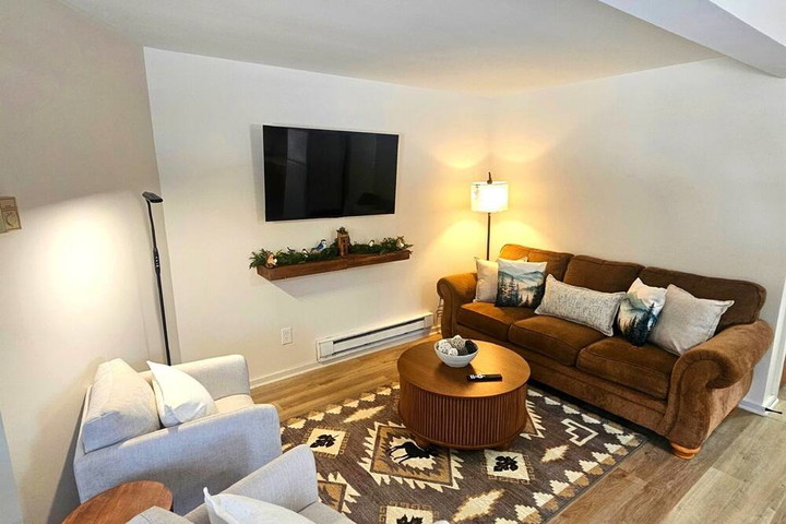 Brant Lake-guest House | 8 Beds | Near Gore - Adirondack, NY
