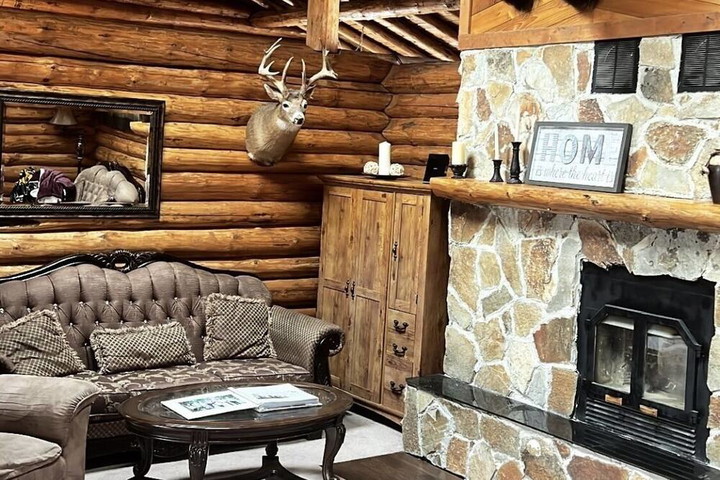 Rustic Log Cabin - Nestled In The Trees Perfect For Privacy. A Retreat Awaits :) - Alberta