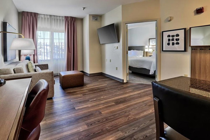 Accessible 1br Suite | Daily Breakfast, Pool & Bbq - Nouveau-Mexique