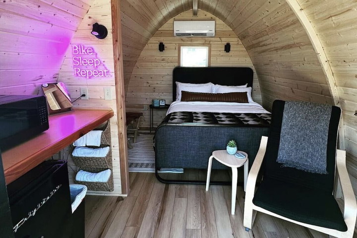 The Bike Inn #16, White River Cabin - Bentonville, AR