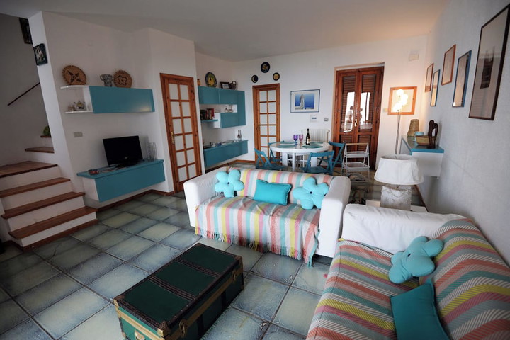 Villa Con Vistas Pintorescas En Tres Plantas Con Jardín Y Dos Plazas De Aparcamiento - San Nicola Arcella