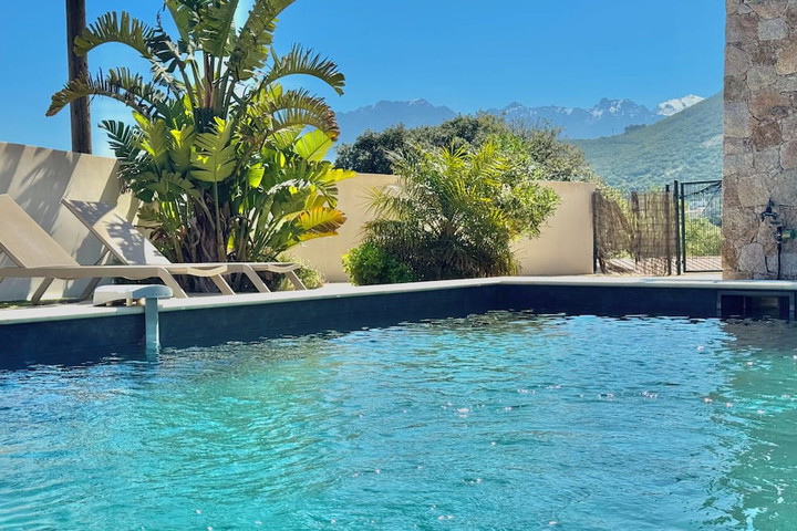 Gorgeous Newly Renovated Carlsbad Beach Home - San Marcos, CA