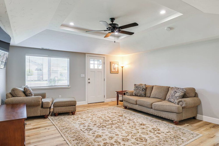 Quaint Hughson Vacation Rental, Walk To Downtown! - Modesto, CA