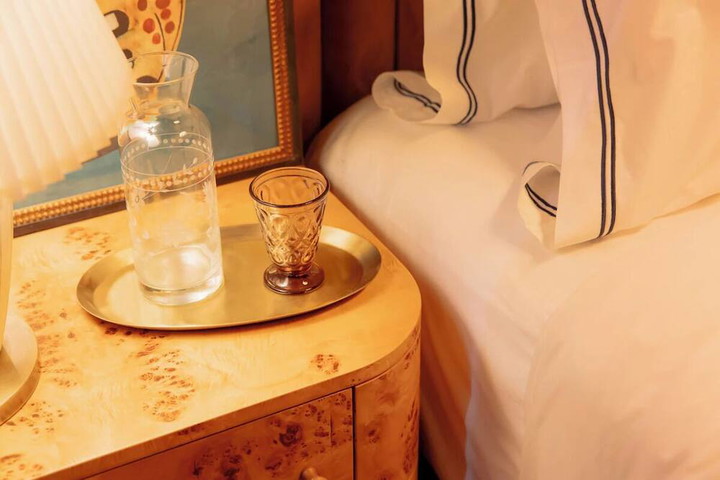 Heart Of Cleveland: Cozy, Chic Downtown Stay | Two Family Rooms - Cleveland, OH