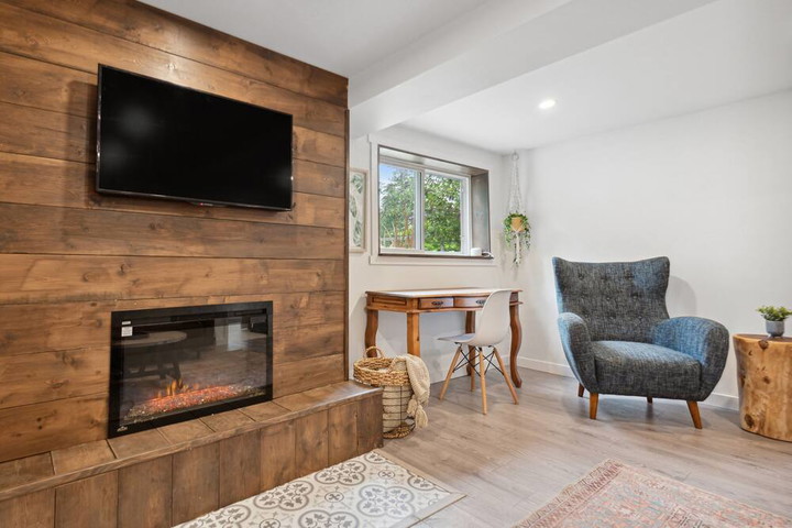 2 Bedroom Suite With Hot Tub! Minutes To Local Attractions, Dining, And Trails! - Cowichan Bay