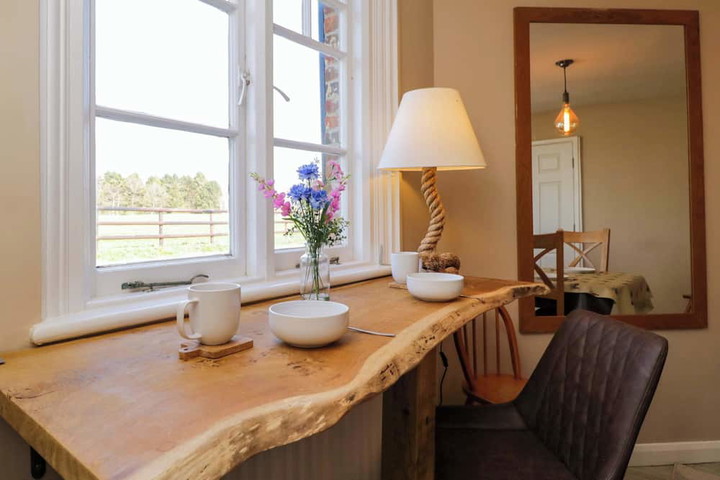 3 Woods Farm House, Family Friendly, With A Garden In Devizes - Devizes