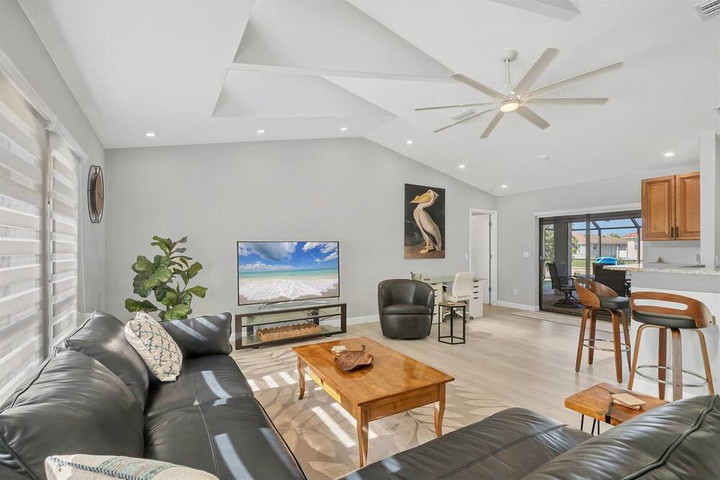 Punta Gorda Isles 3-bedroom Canal-front Pool Home With Dock - Punta Gorda, FL