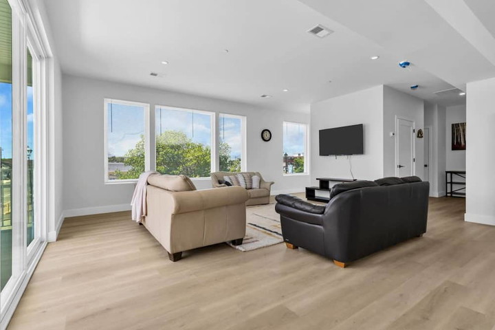 Luxury Ocean-block Penthouse, Ocean Views - Seaside Heights, NJ