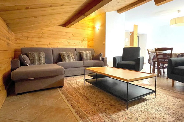 Large, Cosy Apartment In Exceptional Location Near Village. - La Clusaz