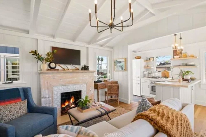 Avail  This Dec 1st  2026. - Laguna Beach, CA