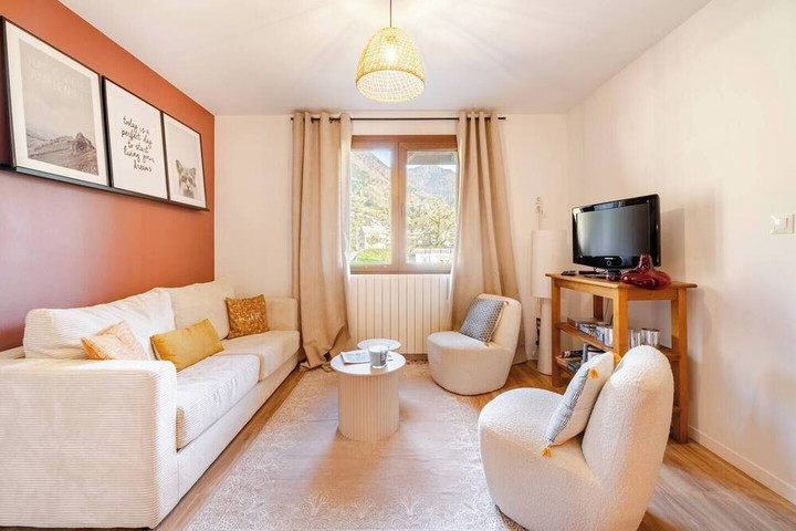 Pour De Grands Rassemblements : 2 Appartements Sous Un Toit Accueillant - Taninges