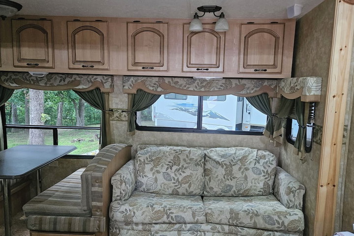 Camper 6 Enjoyable 2-bedroom Recreational Vehicle With Ac Just Out Of Fair Play. - 密蘇裡州