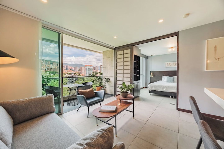 Cozy Unit With Unbeatable View In A Prime Location W/ Pool - Envigado