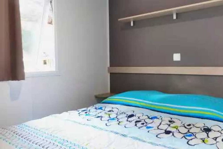 Zecamping Animaux Acceptés Locatif Tv 26m2 6 Pers - Hyères