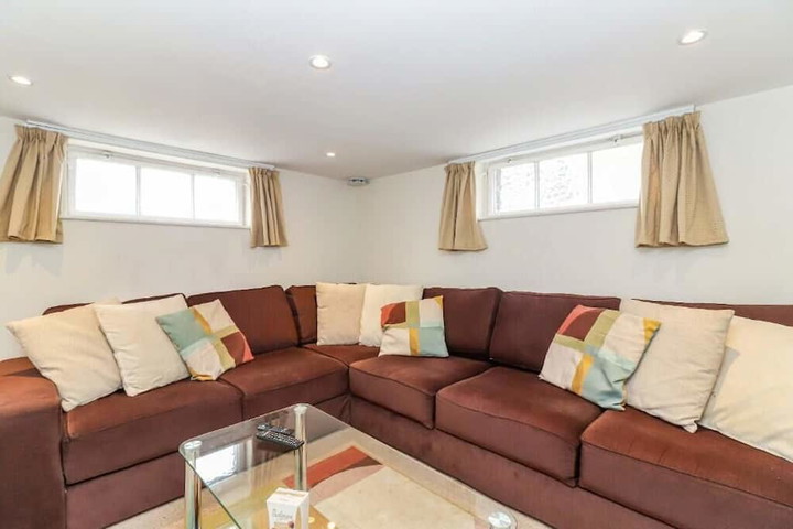 Georgian 4 Bed Historic House,100m City Centre W/ Garden & Private Parking - St Albans