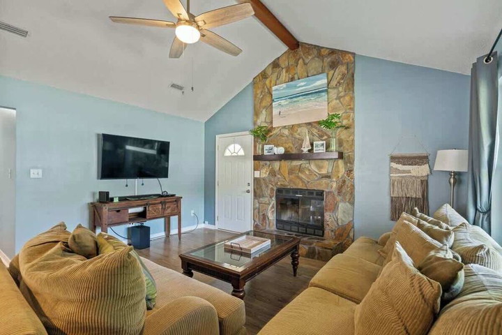 3br Navarre Home Near Beach With Private Yard And Family Setup - Navarre, FL