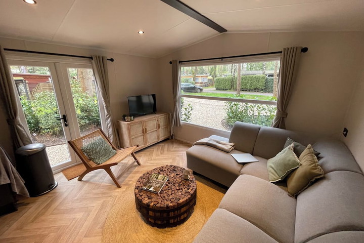 Forest Finest, Luxury Chalet With Hot Tub Beautiful Canopy And Beautiful Garden - Arnhem