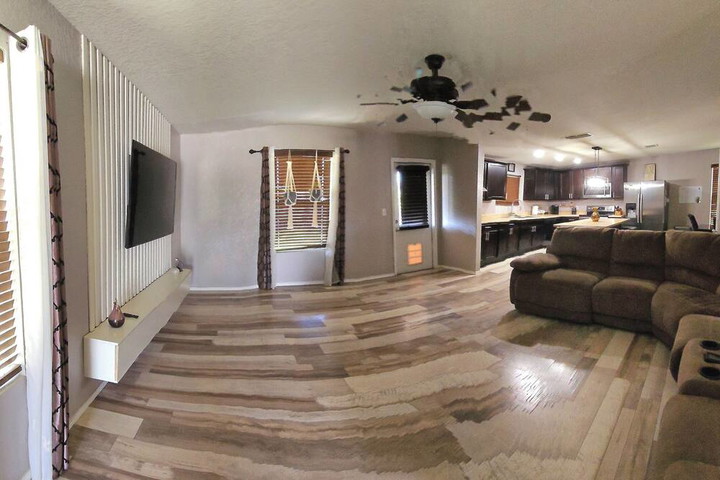 Family Home Near Six Flags, Seaworld, La Cantera & Alamo Sportplex - Helotes, TX