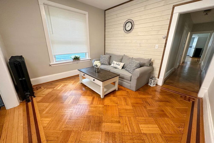The Allen House Charming 3-bed / 2-bath Sleeps 8. Fantastic Location In Albany - Albany, NY