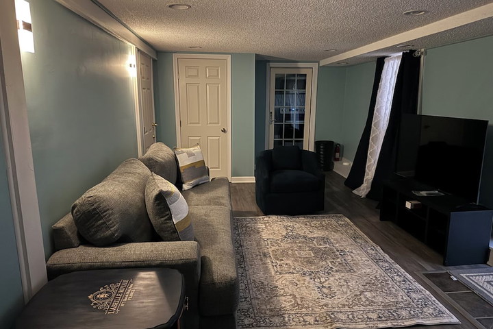 Cozy Basement Apartment With Private Bathroom, Kitchen And Entrance. - Colchester, CT