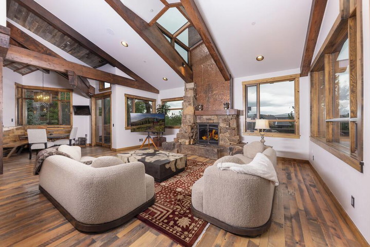 The Apex Of Ski-in Ski-out Estates. Walk To Restaurants, Theater, Hot Tub, Game Tables! - Frisco, CO