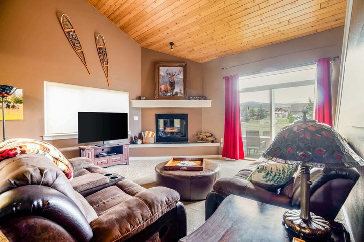 ️3br Big Sky Getaway W/ Hot Tub And Mountain View - Big Sky, MT