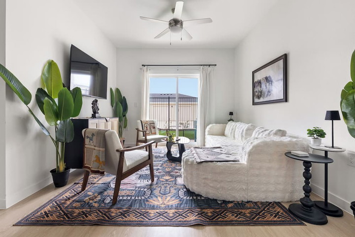 Comfort & Class 1/1 At Brand New Property Ent 1113 - San Marcos, TX