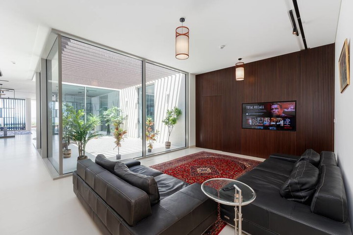 Exclusive 21 Ajman | 4br Villa W/ Private Pool And Beach - Sharjah