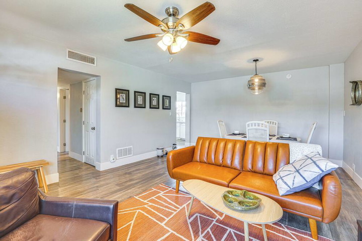 Dog-friendly North Las Vegas Home ~ 9 Mi To Strip! - North Las Vegas, NV