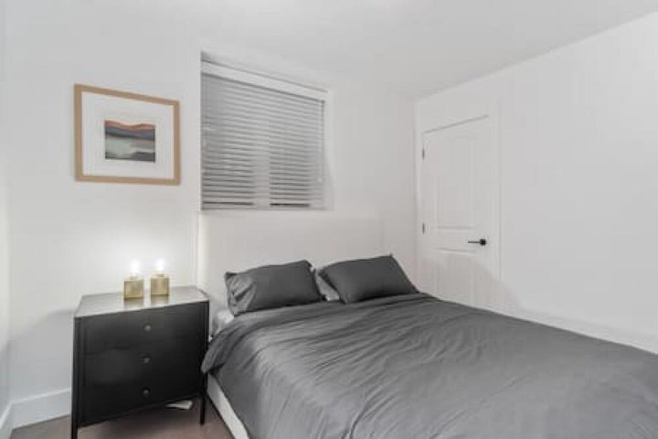 Beautiful & Stylish Basement Suite In North Van! - West Vancouver