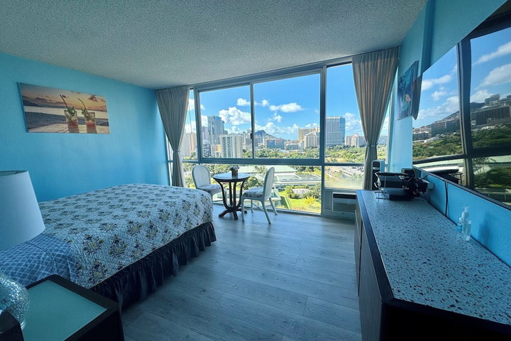 Little Paradise In Waikiki With Lovely Ocean -15th Fl - Honolulu, HI