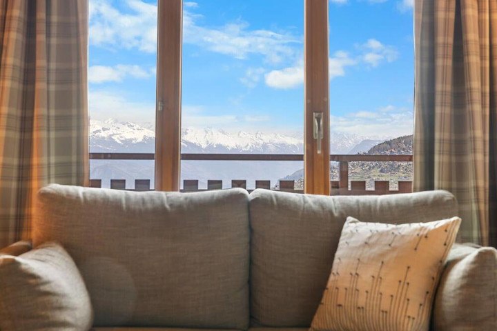 Pomme De Pin - Authentic And Spacious - Verbier