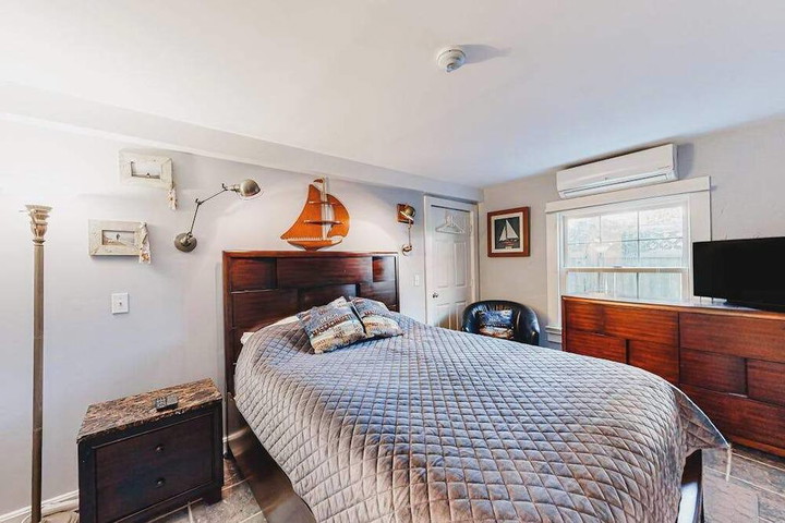 Beautiful Condo Near The Ocean With Heated Pool, Hot Tub, Grills And Kitchenette - Provincetown, MA