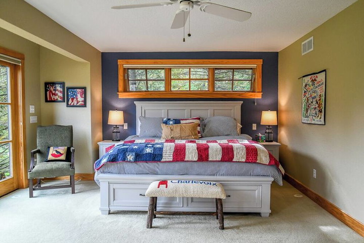 Family Lakeside Lodge - Private Dock And Beach Access - Close To Boyne Mt! - Torch Lake, MI