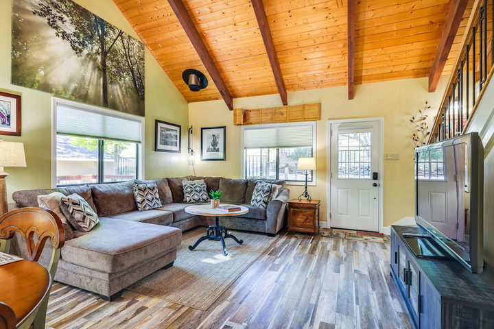 Groveland Home - Walk To Pine Mountain Lake! - Groveland, CA