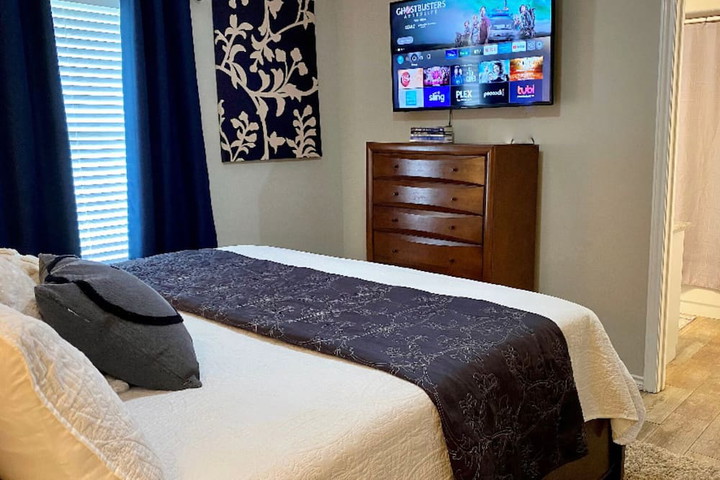 Laporte Landing-w/private Hot Tub- Grill & Chill - Baytown, TX