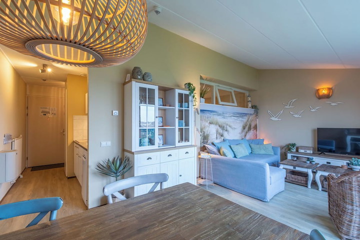 Beautiful, Modernly Furnished Apartment Located Right At The Foot Of The Dunes - Julianadorp