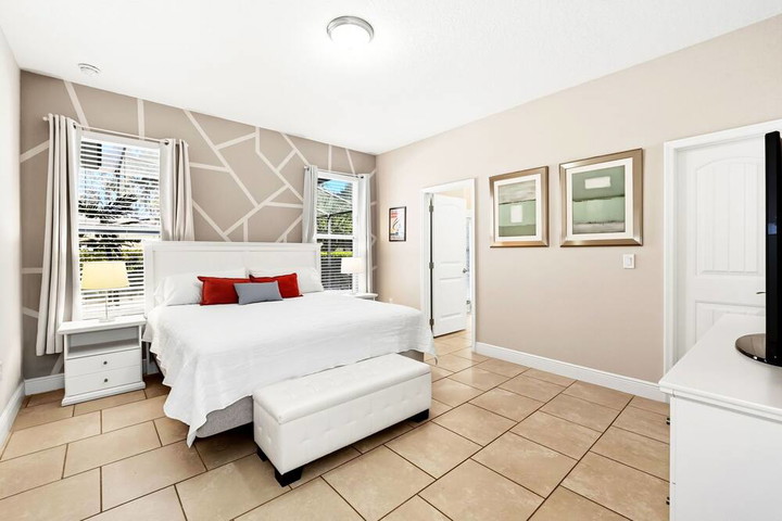 Solterra 5br | 5-min Walk To Resort Amenities + Private Pool/spa & Arcade - Davenport, FL